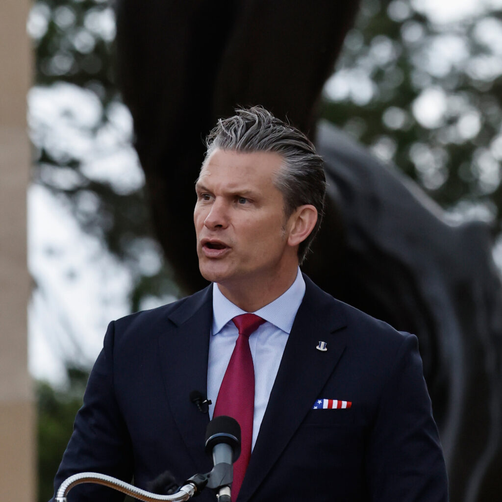 Trump Looms Over Pivotal Republican Senate Runoff in Georgia - KeepFacts